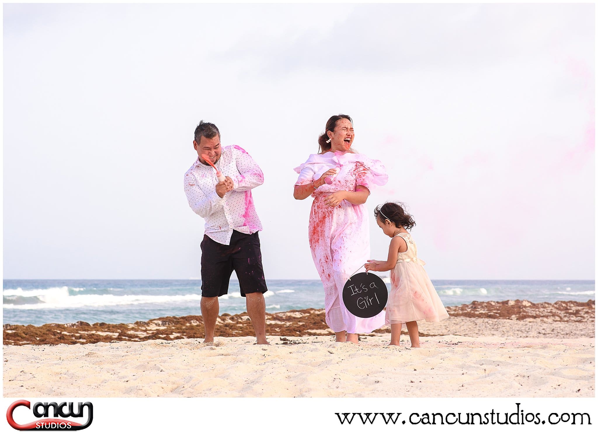Baby Gender Reveal ideas for Cancun Beach – Cancun Studios Photographers